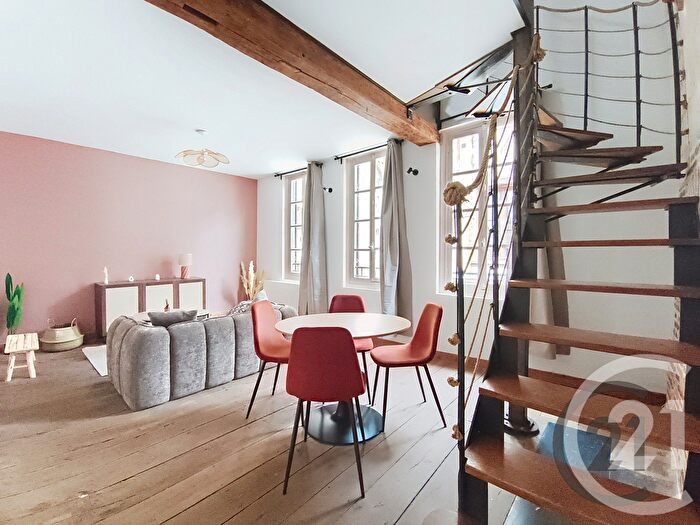 Appartement 2 pièces à louer à Troyes, Cathédrale