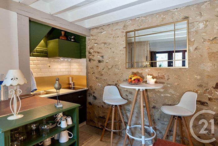 Appartement à vendre - Fontainebleau, Pleus - 2 pièces - 1 chambre