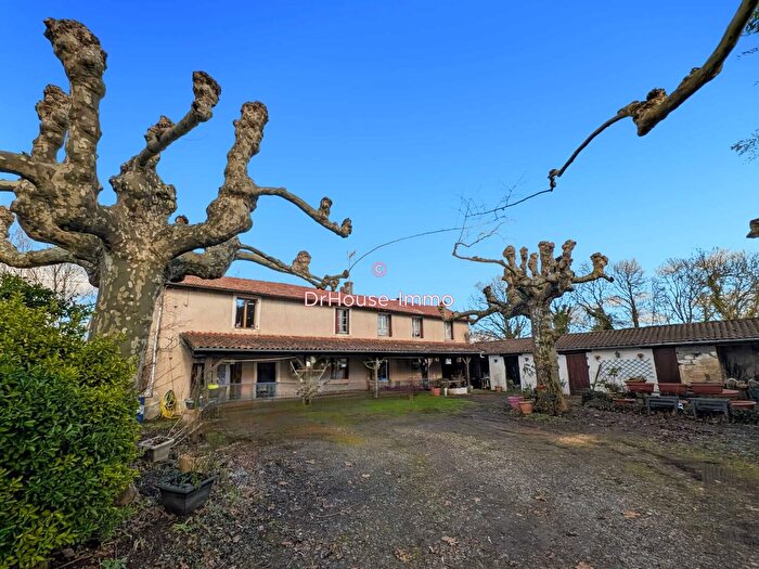 Maison à vendre - Ambérieux-en-Dombes - 6 pièces - 4 chambres