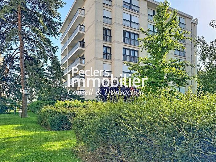Appartement 5 pièces à Rueil-Malmaison, Buzenval, à vendre