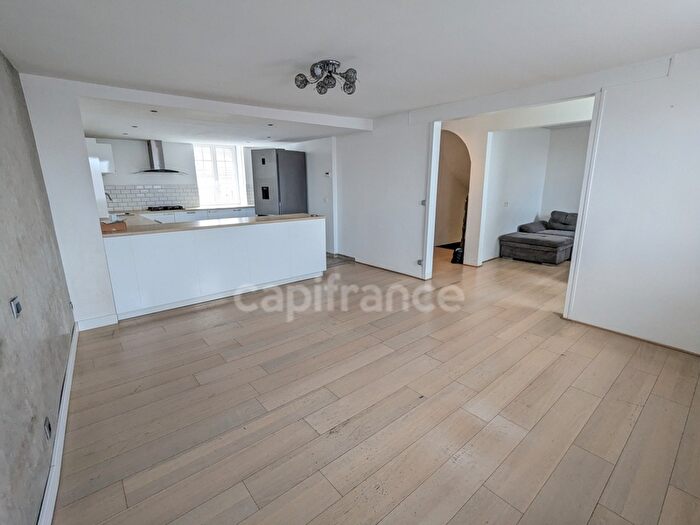 Roncq, Vallée, Blanc Four : Maison 6 pièces à vendre