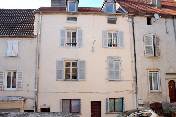 Appartement 3 pièces à Ville Basse-Centre Ville, Gray, à louer