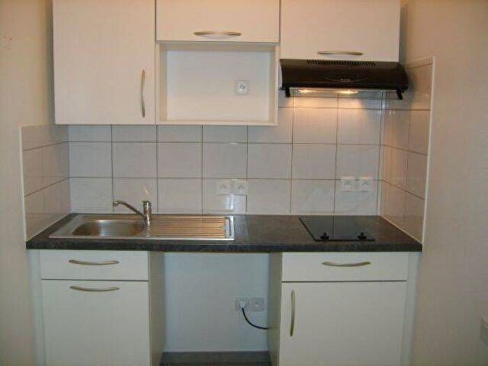 Appartement 1 pièce à Est, Ambilly, à louer