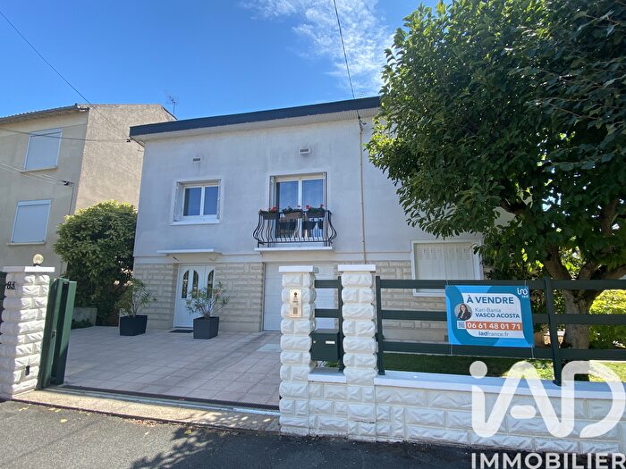 Maison à vendre - Viry-Châtillon, Le Plateau - 8 pièces - 4 chambres