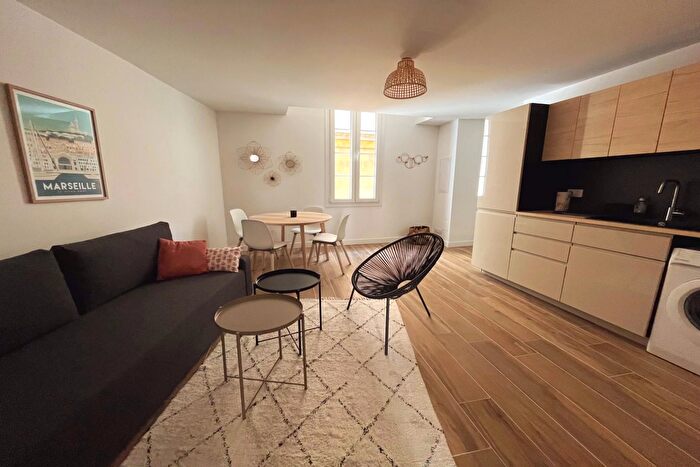 Appartement 2 pièces à louer à Aix-en-Provence, Centre-ville