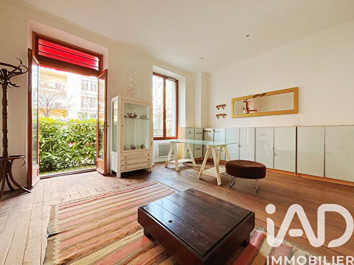 Paris 12ème, Bel-Air, Nord : Appartement 2 pièces à vendre