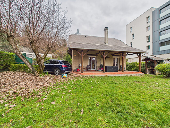 Maison à vendre - Bassens - 4 pièces - 3 chambres