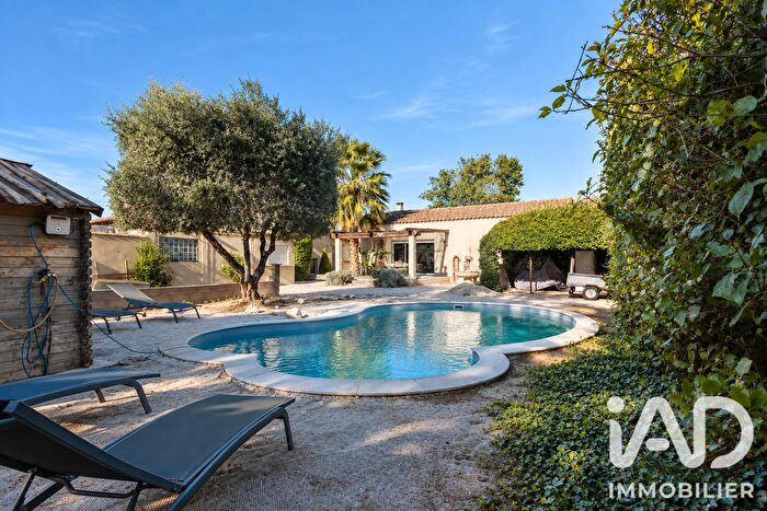 Maison 7 pièces à vendre à Arles, Trébon