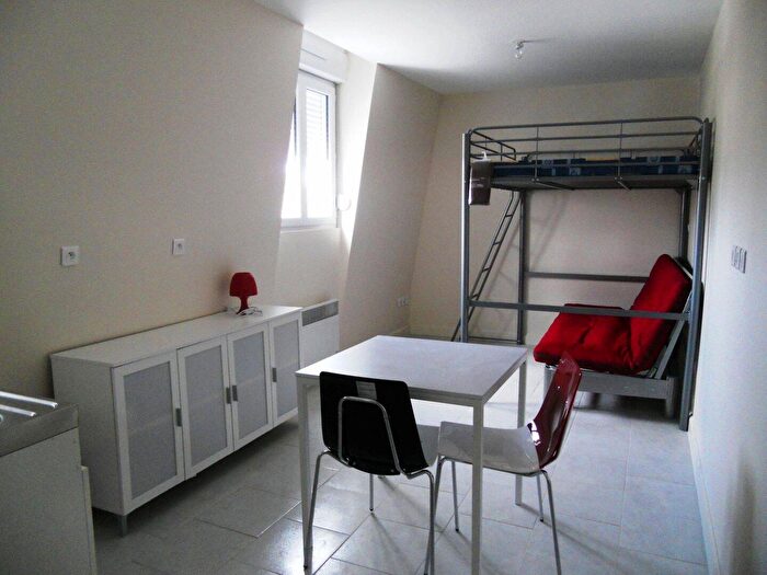 Appartement 1 pièce à Centre, Soissons, à louer