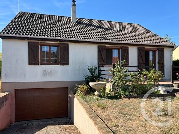 Puiseaux : Maison 5 pièces à vendre