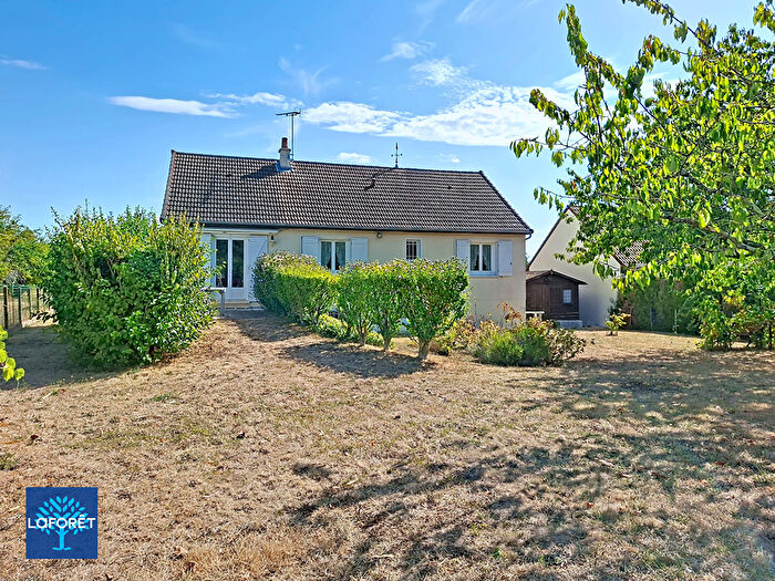 Bourges, Aéroport, Vauvert, Pierrelay, Pissevieille : Maison 4 pièces à vendre