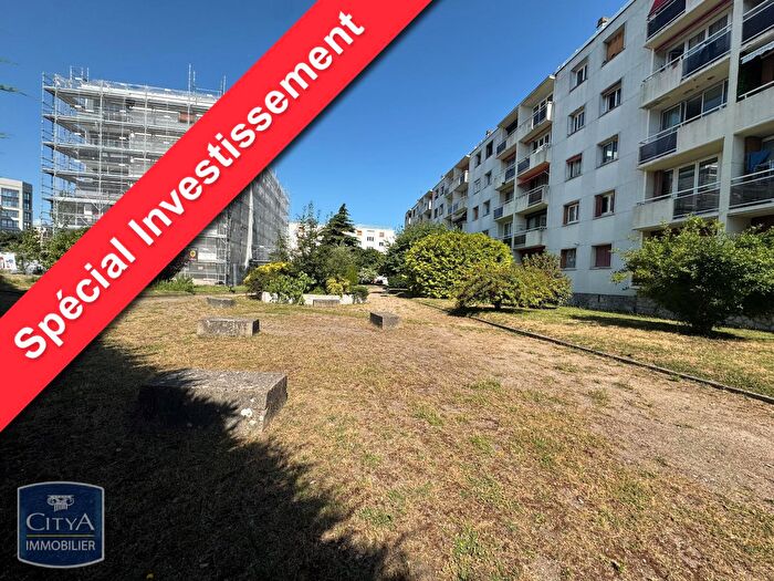 Appartement à vendre - Villejuif, Louis Aragon, Vaux de Rome - 3 pièces - 2 chambres