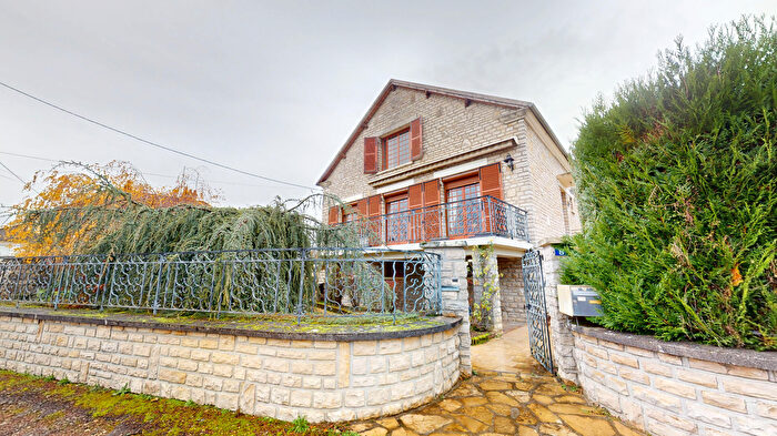 Maison à vendre - Varennes-Vauzelles - 5 pièces - 4 chambres