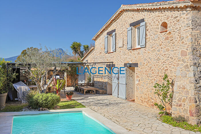 Maison à vendre - Carqueiranne - 6 pièces - 4 chambres