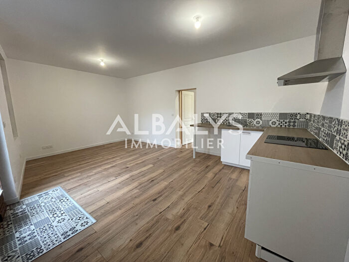 Appartement à louer - Saint-Denis-de-Pile - 3 pièces - 2 chambres