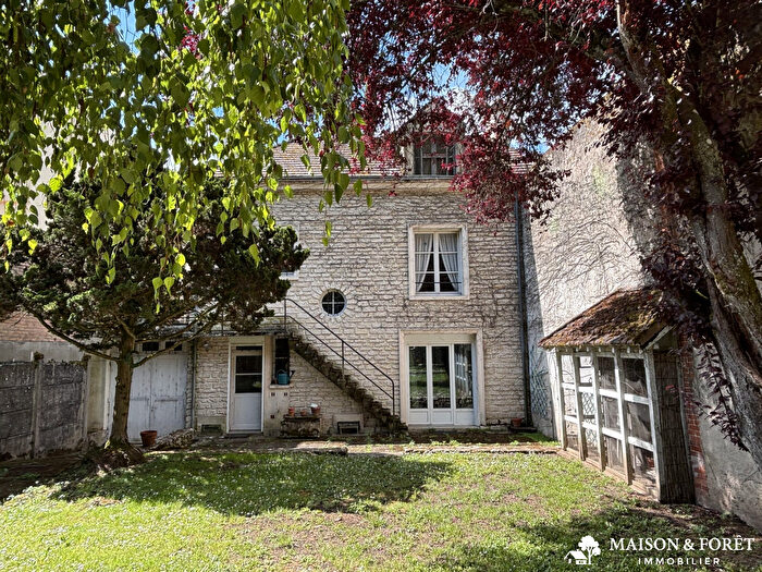 Maison 4 pièces à Gien, Centre-ville, à vendre