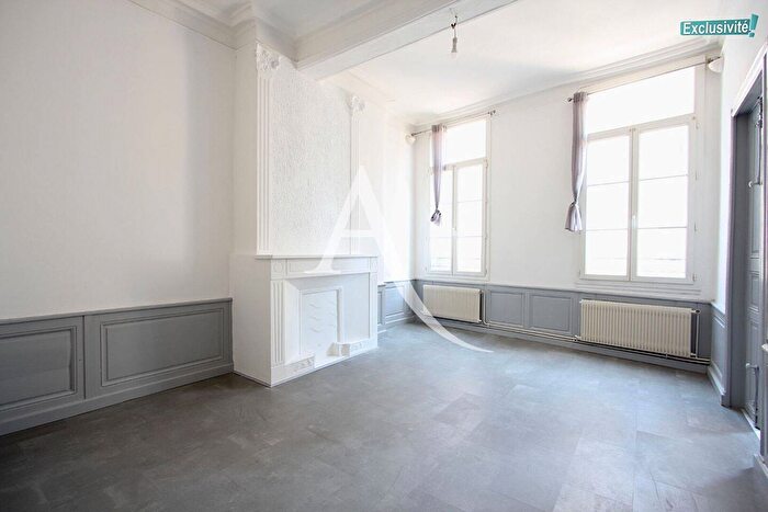 Appartement à louer - Centre Historique, Montpellier - 3 pièces - 2 chambres