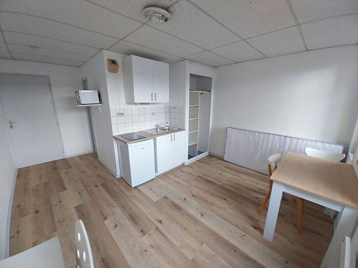 Léopold-Ville Vieille, Nancy : Appartement 1 pièce à louer