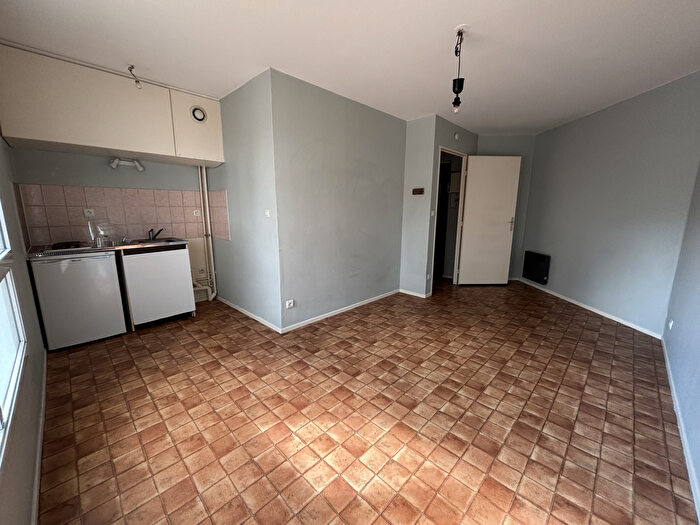 Appartement à louer - Metz, Sablon - 1 pièce