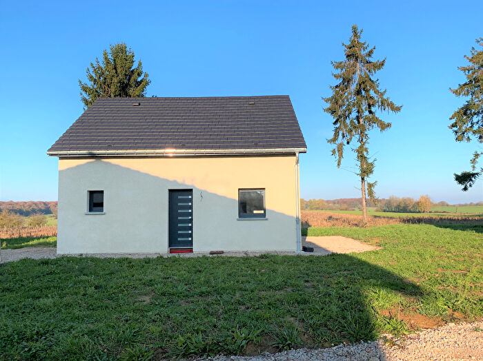 Maison 6 pièces à Étuz, à louer