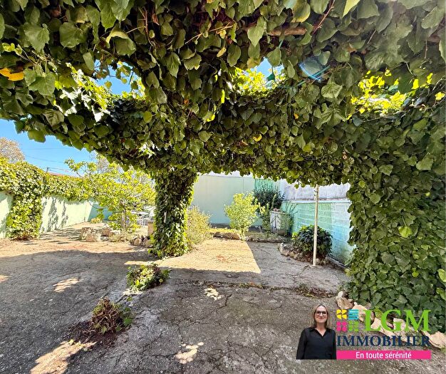 Nîmes, Ville Active - Maison 6 pièces à vendre