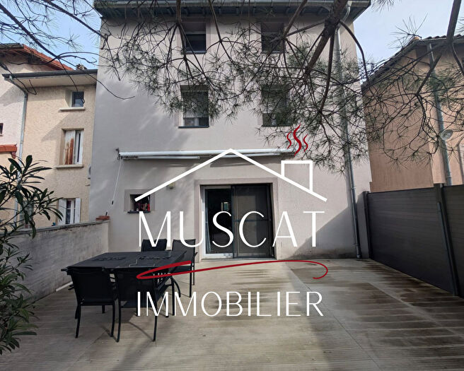 Maison à vendre - Le Péage-de-Roussillon - 5 pièces - 3 chambres