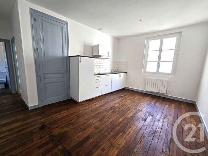 Appartement 2 pièces à Limoges, Centre-ville, Hôtel de Ville, Emailleurs, à louer