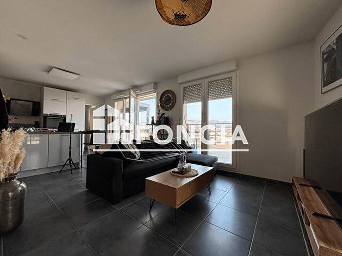 Appartement à louer - Lery, La Seyne-sur-Mer - 3 pièces - 2 chambres