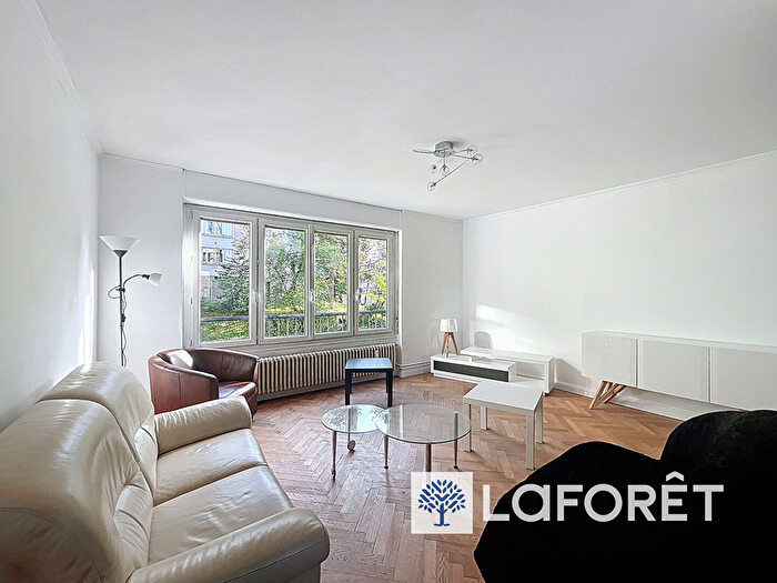 Appartement à louer - Tassin-la-Demi-Lune, Charles de Gaulle - 4 pièces - 3 chambres