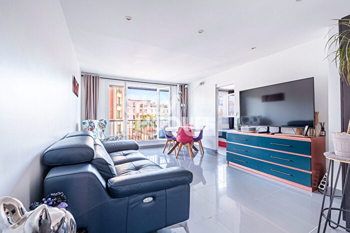 Appartement à vendre - Asnières-sur-Seine, Centre-ville - 3 pièces - 2 chambres