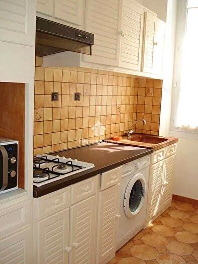 Appartement à louer - Saint Victor, Marseille ème arrondissement - 2 pièces - 1 chambre