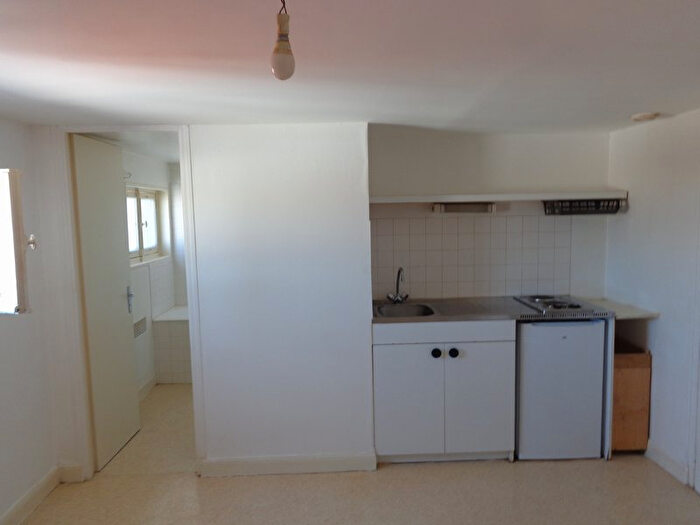 Appartement 1 pièce à Reims, Neufchatel, Orgeval, Laon, Zola, à louer
