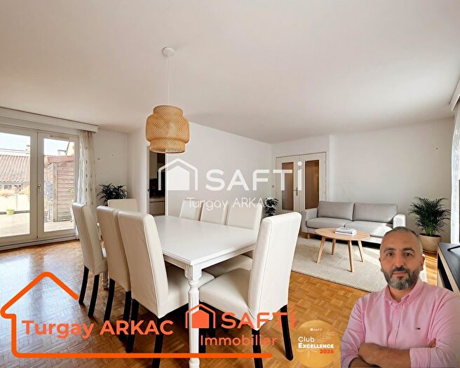Bourgoin-Jallieu, Centre-ville, Pont Saint-Michel : Appartement 5 pièces à vendre