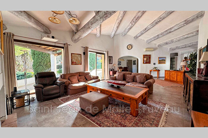 Maison à vendre - Châteauneuf-le-Rouge - 5 pièces - 4 chambres