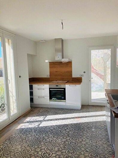 Appartement à louer - Boujan-sur-Libron - 4 pièces - 3 chambres