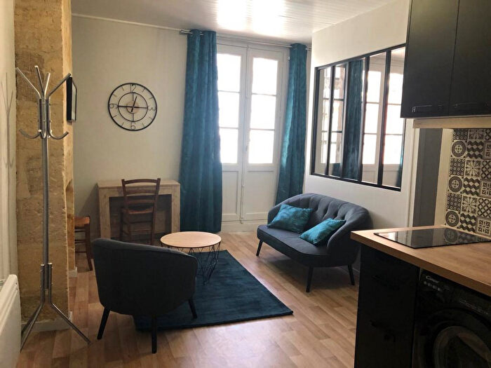Appartement 1 pièce à Bordeaux, Saint-Christoly, à louer