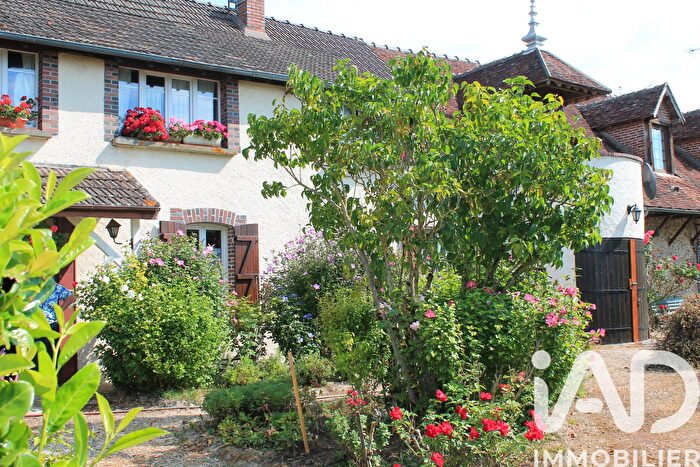 Maison à vendre - Villefranche - 6 pièces - 3 chambres