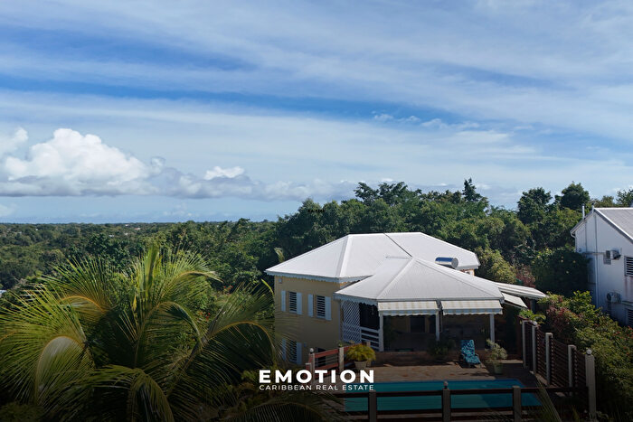 Maison à vendre - Le Gosier - 5 pièces - 4 chambres