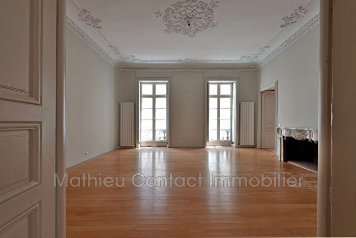 Nîmes, Ecusson, Arènes - Appartement 7 pièces à louer