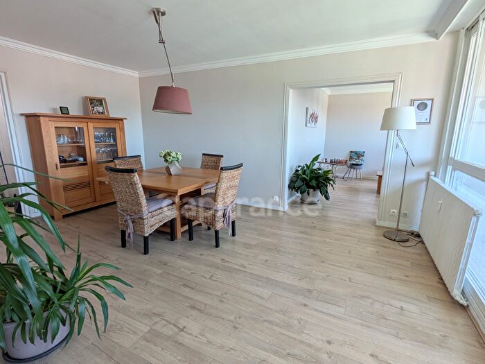 Appartement 4 pièces à vendre - Tourcoing, Centre-ville