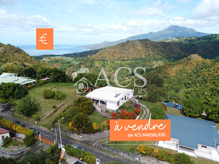 Maison à vendre - Le Morne-Vert - 6 pièces - 4 chambres