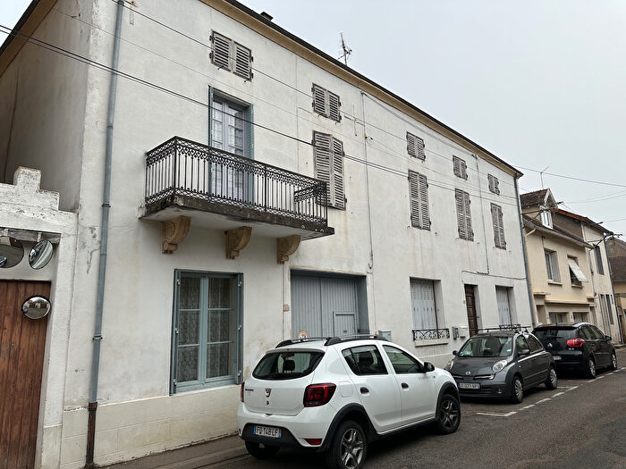 Maison à vendre - Marcigny - 12 pièces - 6 chambres