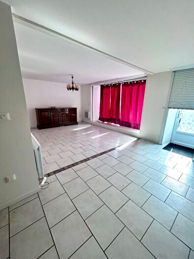 Appartement à louer - Secondigny - 2 pièces - 1 chambre