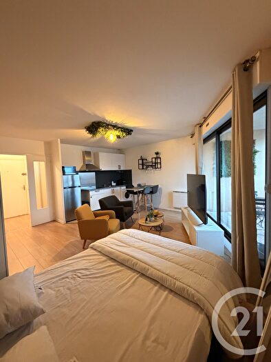 Appartement à louer - Roissy-en-Brie, Ascott, Verger, Avenir - 1 pièce