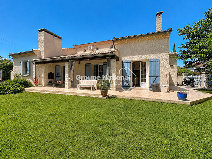 Pernes-les-Fontaines : Maison 7 pièces à vendre