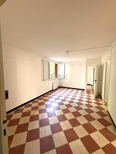 Appartement 4 pièces à louer à Toulon, Saint-Roch