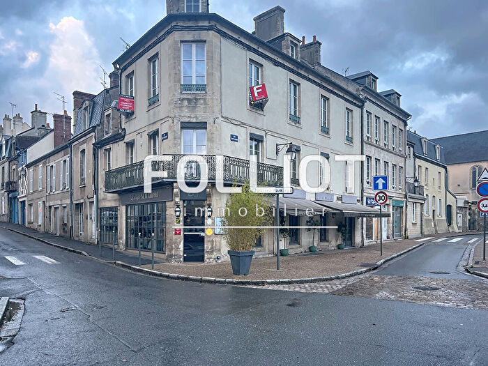 Appartement à vendre - Bayeux, Centre-ville, Saint-Jean - 3 pièces - 2 chambres