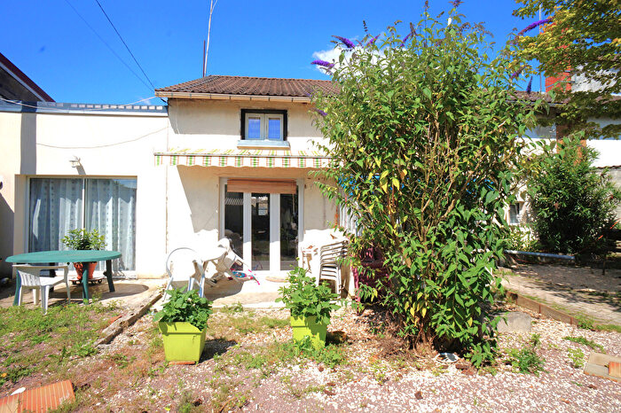 Maison à vendre - Charmoy - 7 pièces - 5 chambres