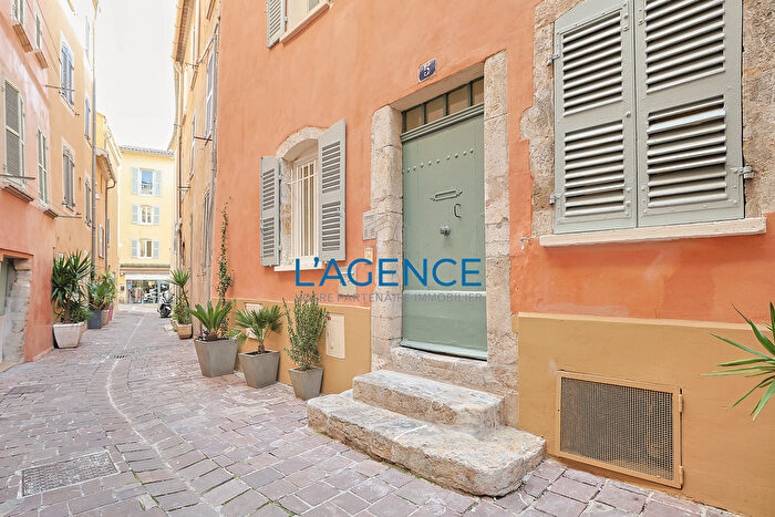 Appartement à vendre - Hyères - 3 pièces - 2 chambres