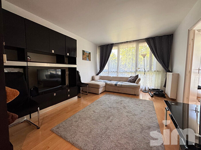 Appartement à vendre - Chelles, Noue-Brossard, Perichelles, Bel Air, Clos Roger - 4 pièces - 3 chambres